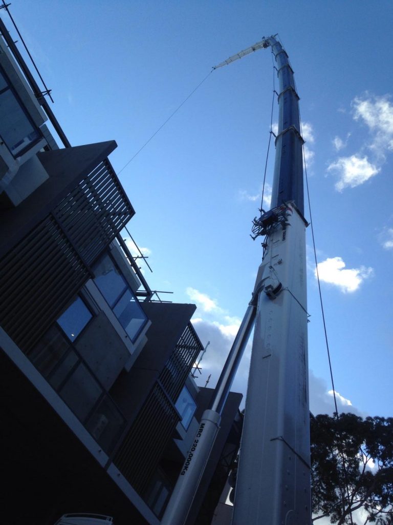 Fly Work - Skylift Cranes